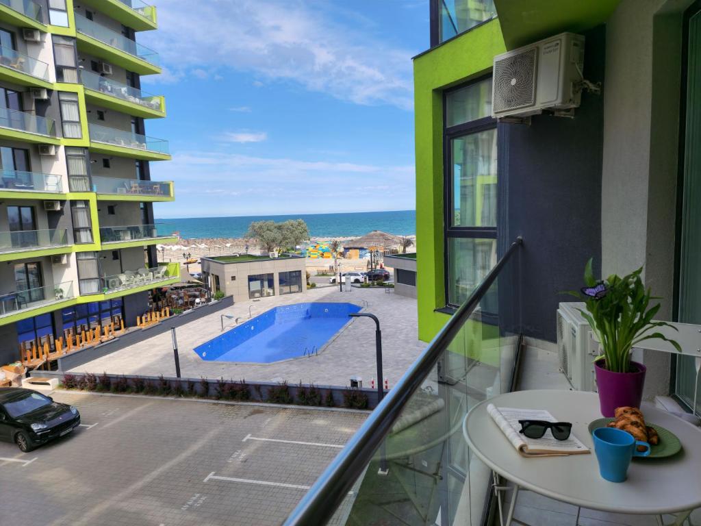 BLUE LAGOON ALEZZI BEACH in Mamaia Nord – Navodari