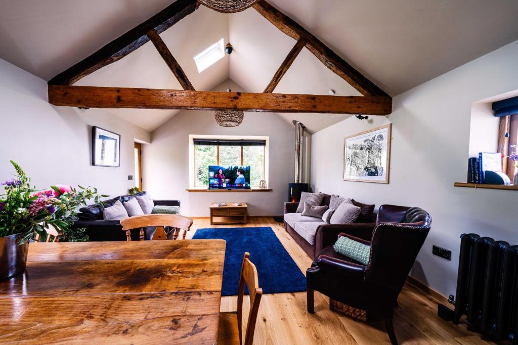 Romantic Snowdonia Cottage with Hot tub, sea & mountain views, Tywyn ...