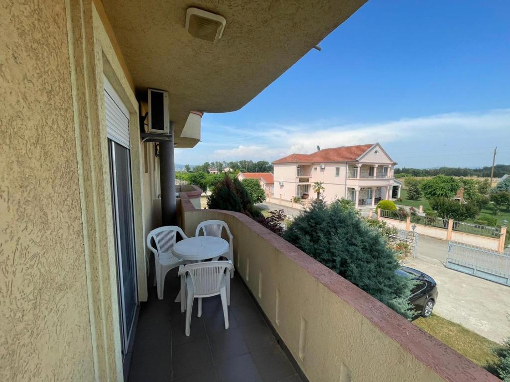 Mali Medved Ulcinj, Ulcinj (updated prices 2025)