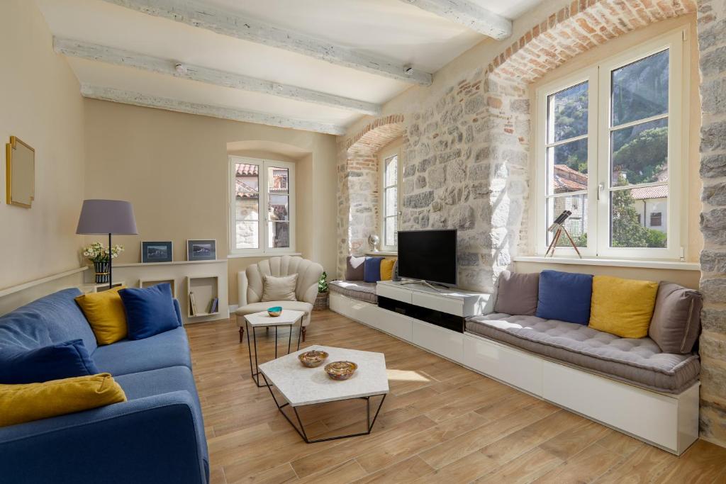 Fabulous Newly Decorated Cathedral View Apartment - Kotor