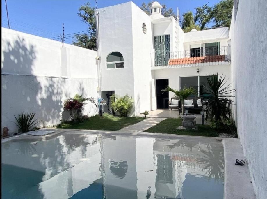 Cuernavaca, 10 personas, alberca privada y jardín - Cuernavaca