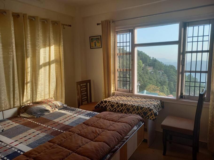 Valleyview Open Balcony Near Ridge Mall Shimla, Shimla (updated prices ...