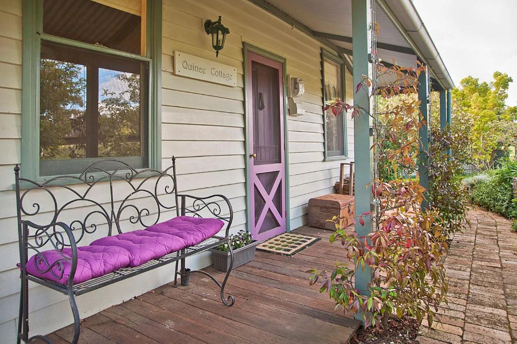 Quince Cottage - scenic escape with spa, Daylesford (updated prices 2026)