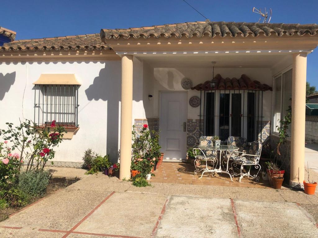 casa fabiola, Chiclana de la Frontera (updated prices 2025)