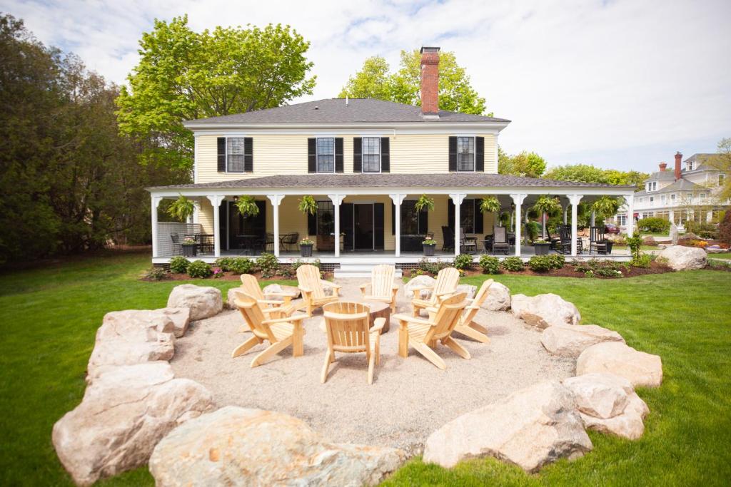 Yellow House Inn, Bar Harbor – Updated 2023 Prices