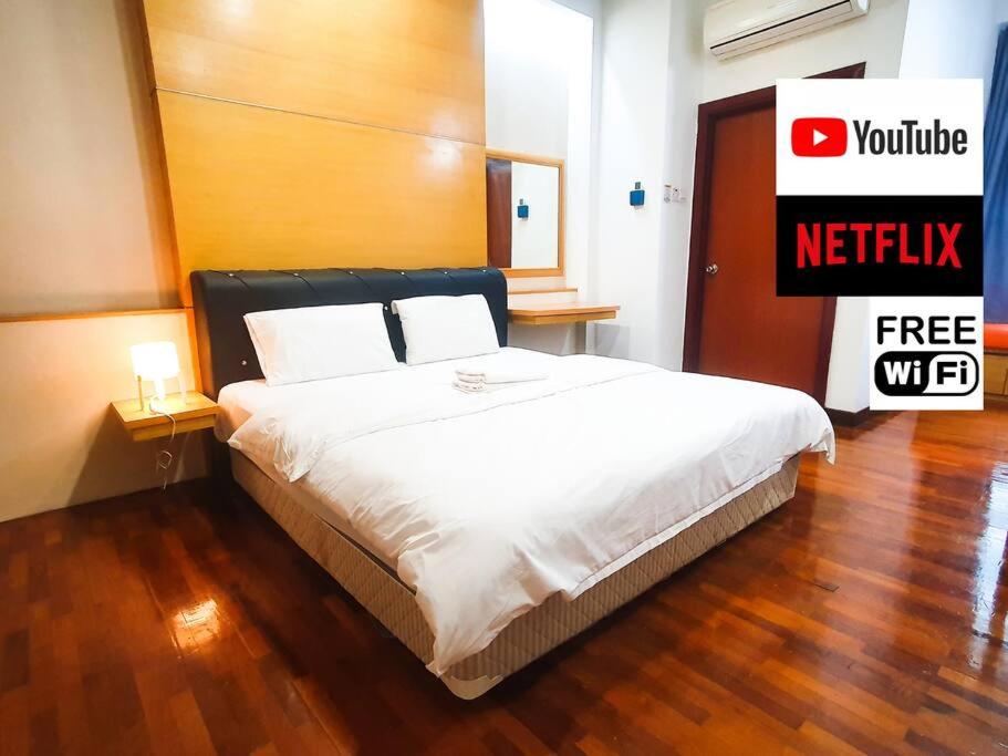 HERITAGE 10 HOMESTAY Studio 4Pax, FREE WIFI NETFLIX - Kajang