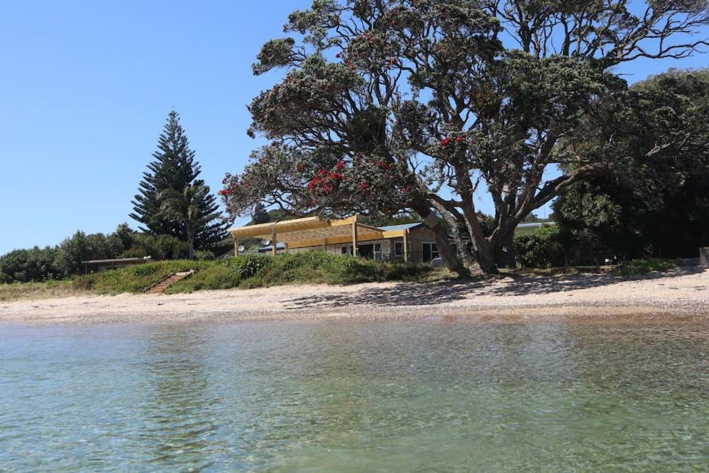 Ruahau - Pataua South -Absolute Waterfront, Pataua (updated prices 2026)