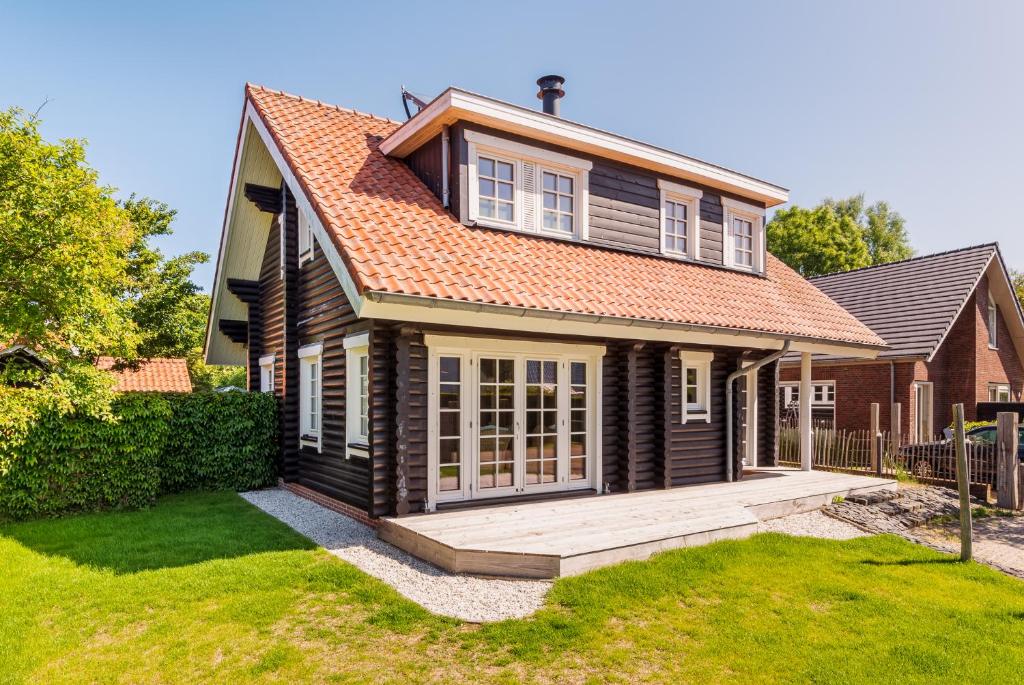 Strandhuis De Pierewaaier, Sint Maartensvlotbrug (updated prices 2026)
