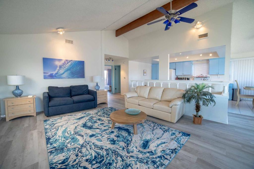 Ocean View / Pool Table / Surfboards / Beach Bikes, Oxnard (precios ...
