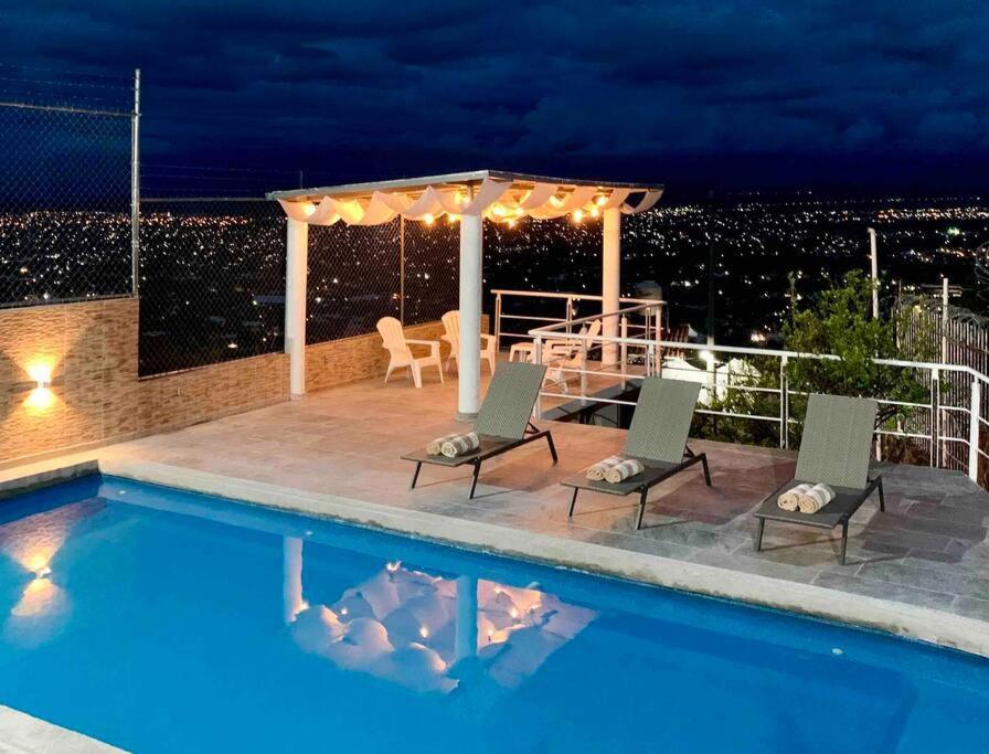 Cuernavaca, Vista Panorámica, Alberca Climatizada - Cuernavaca