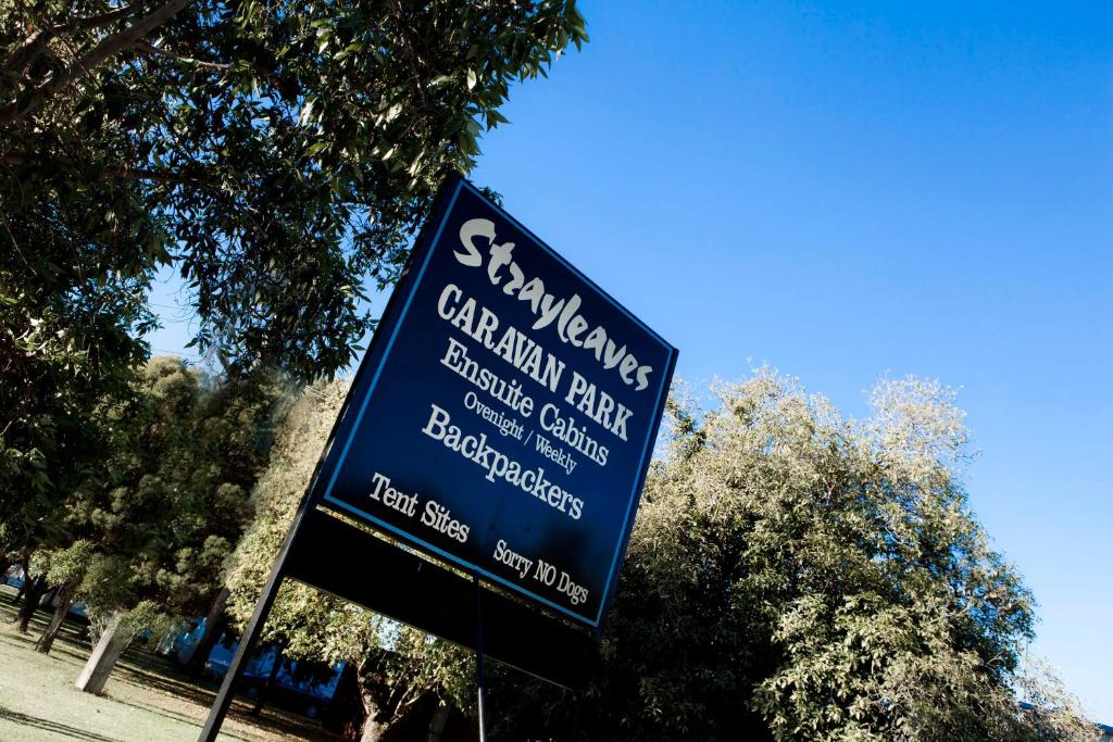 Strayleaves Caravan Park, Shepparton (updated prices 2025)