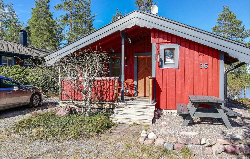 Awesome Home In Särna With Lake View, Ringbo (precios actualizados 2025)