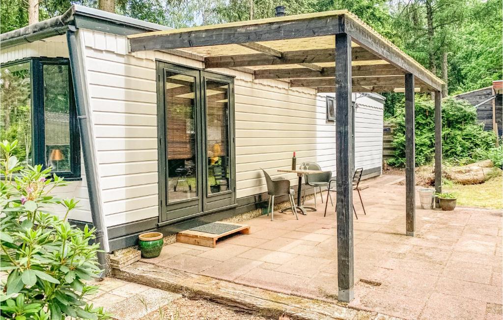 Pet Friendly Stacaravan, Hattemerbroek (updated prices 2025)