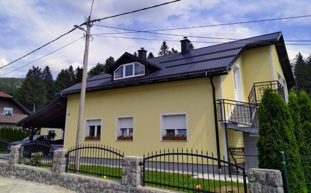 Apartmani ZRILIĆ, Delnice (updated prices 2026)