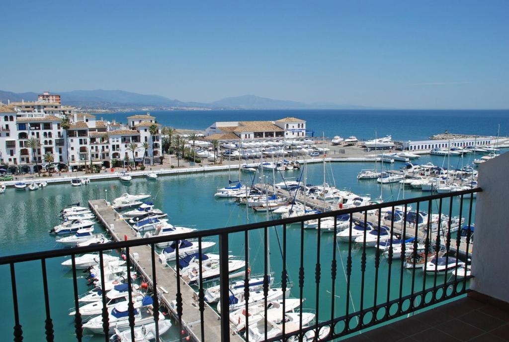 marina real 252, Manilva (updated prices 2024)