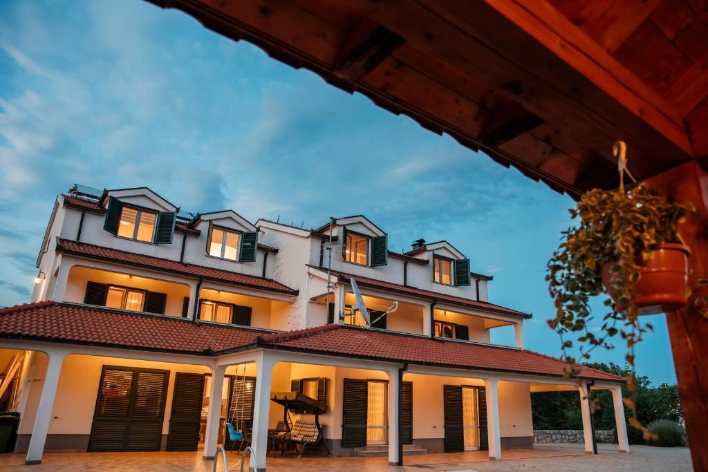 Villa Stillness, Cista Provo – Updated 2022 Prices