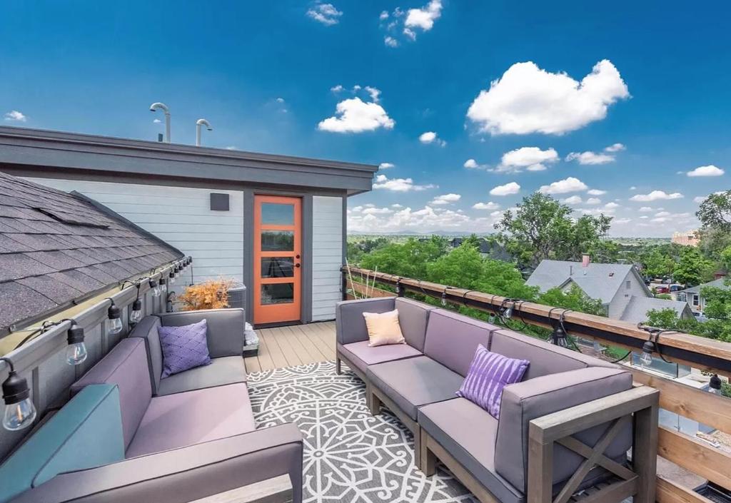 Vacation Home Luxury Rowhome w. Rooftop Mountain Views in Littleton, CO ...