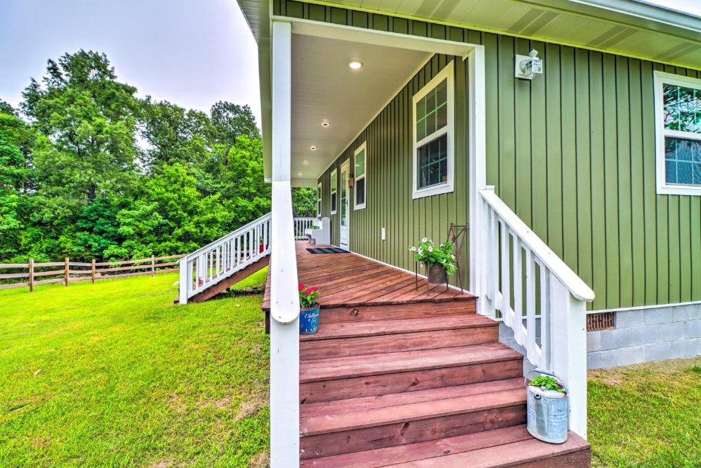 Secluded Timbo Retreat - Hike, Swim and Kayak!, Timbo – Updated 2022 Prices