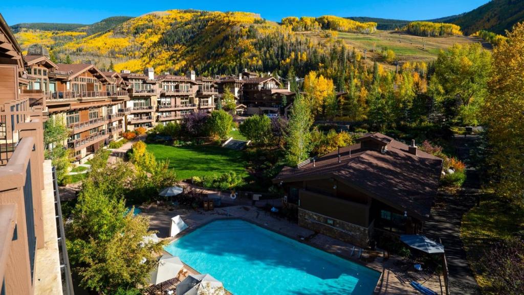 Slopeside 2 Bedroom Platinum-Rated Residence At Golden Peak In Vail ...