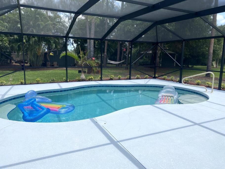 Jungle Oasis in the heart of the Treasure Coast, Walton (updated prices ...