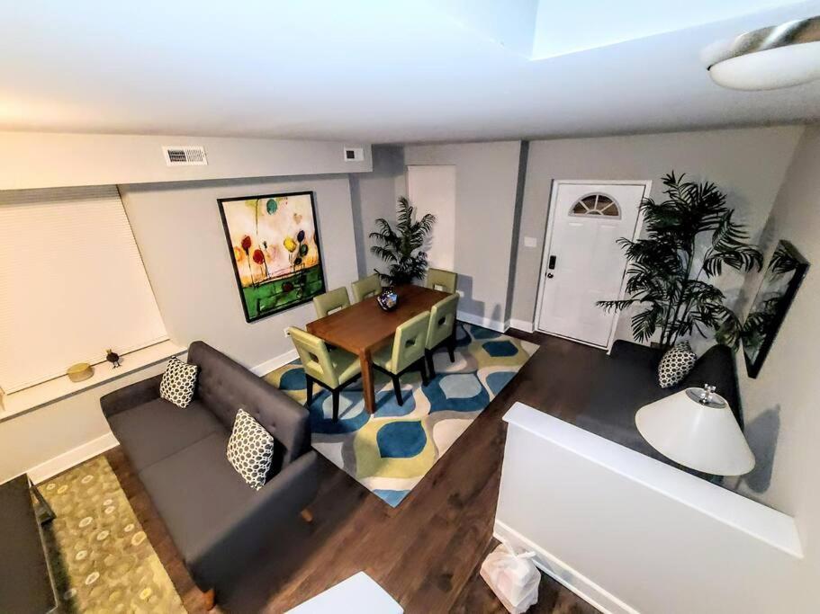 Central 2 Story, 3 Bed Home in RVA 4-min. from VCU, Richmond (updated ...