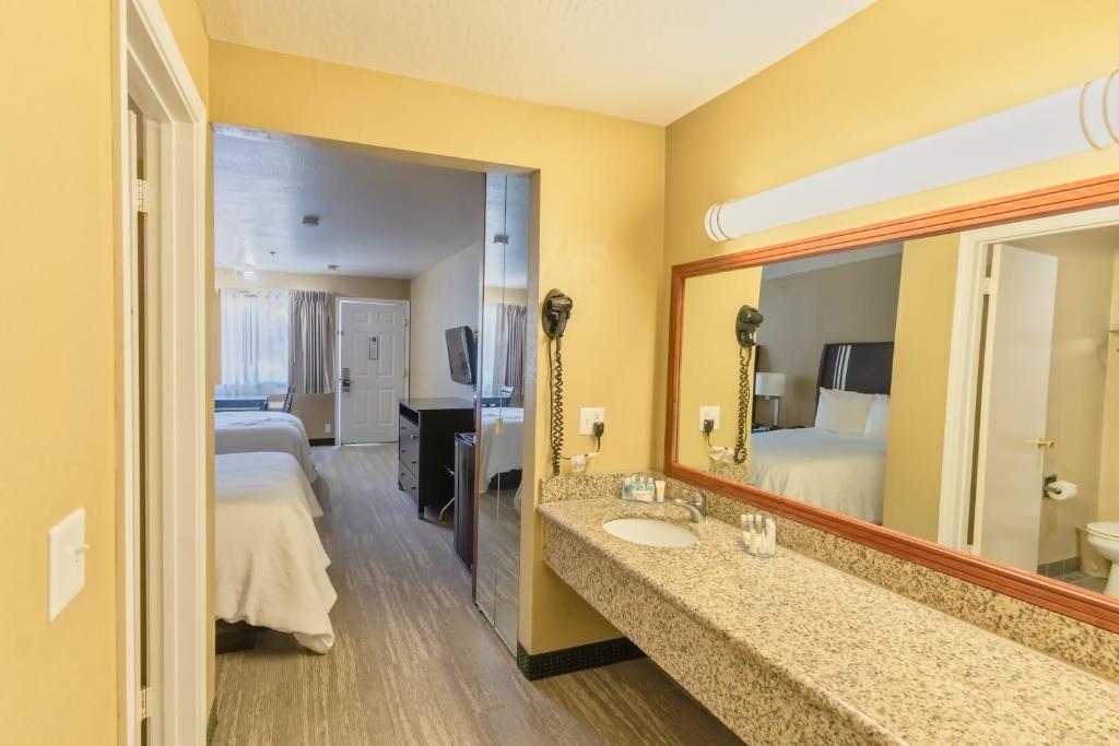 The Oakhurst Inn at Yosemite, Oakhurst (updated prices 2025)