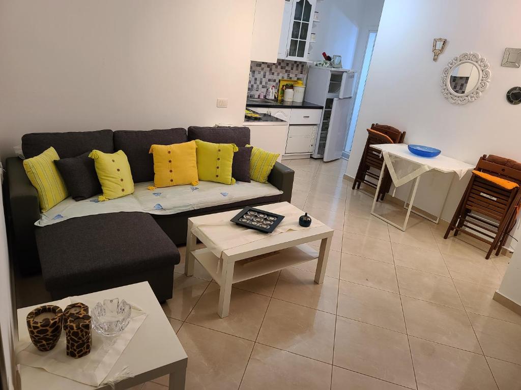 Nice Holiday Apartment, Gjashtë (updated prices 2025)