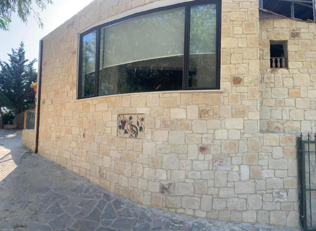 Cosmema Stone house with amazing mountain view, Stroumbi (updated ...