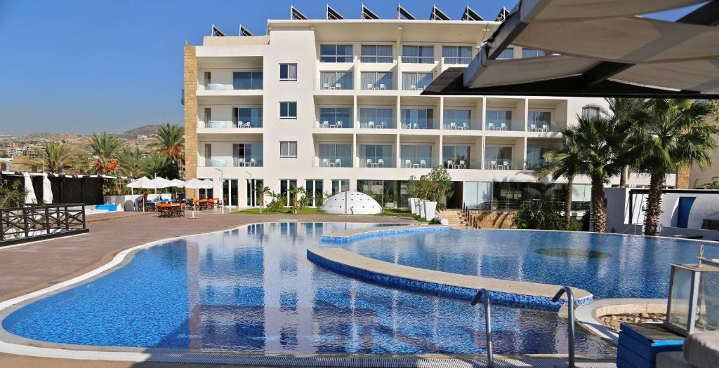 Pangea Beach Resort, Jiyeh (updated prices 2025)