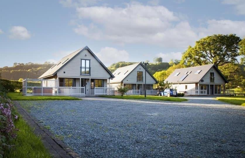 Elm Escapes, Knighton (updated prices 2026)