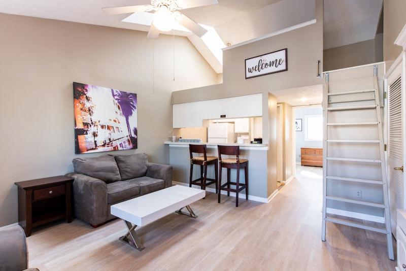 1 Bedroom Loft Apartment, Louisville, KY - Booking.com