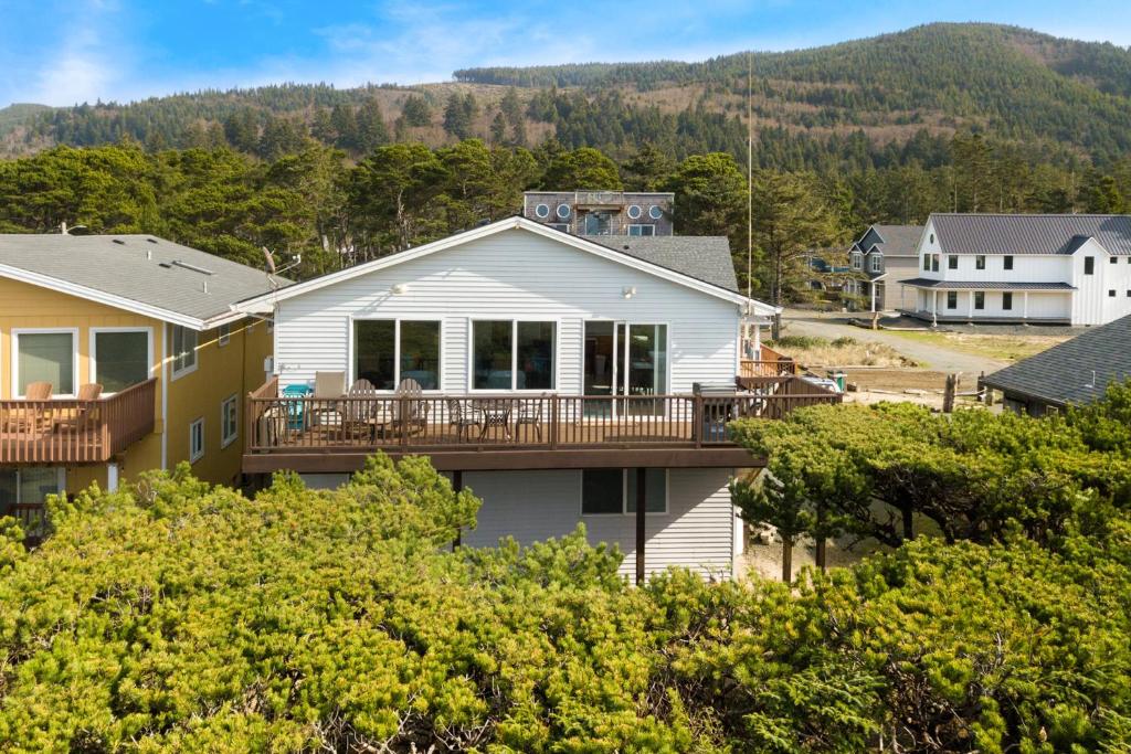 Gone Coastal, Rockaway Beach (precios actualizados 2025)