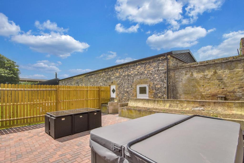 The Flint Barn at Quex Park Estate, Birchington (updated prices 2026)