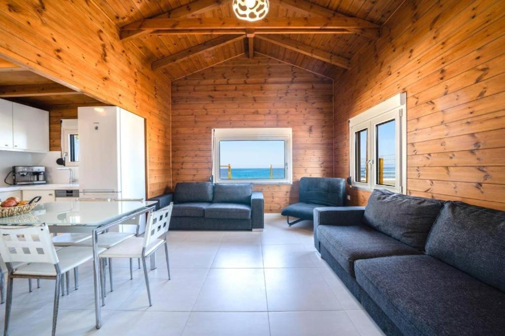 Terra Zeus - Wooden House Beachfront, Mílatos (precios actualizados 2025)