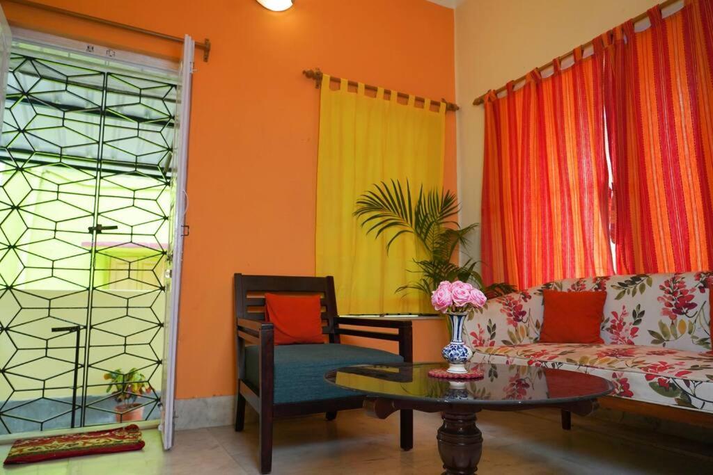 Casa Bala, Kolkata - Furnished 1 Bhk Apartment Near Gariahat, South Kolkata - Kolkata (Calcutta)