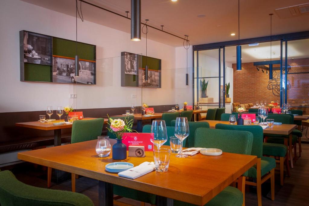 Hotel & Boarding House Schlosserwirt, Mering (updated prices 2025)