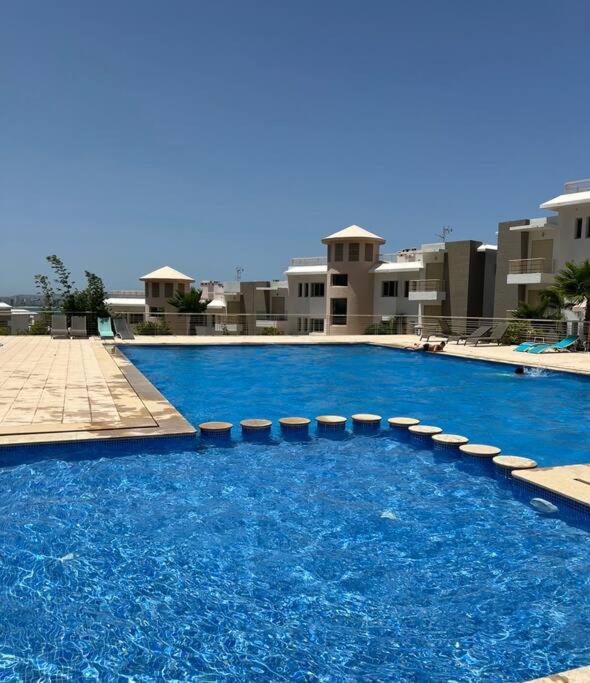 Luxurious new appt with amazing ocean view & pool!, Tangier (updated ...