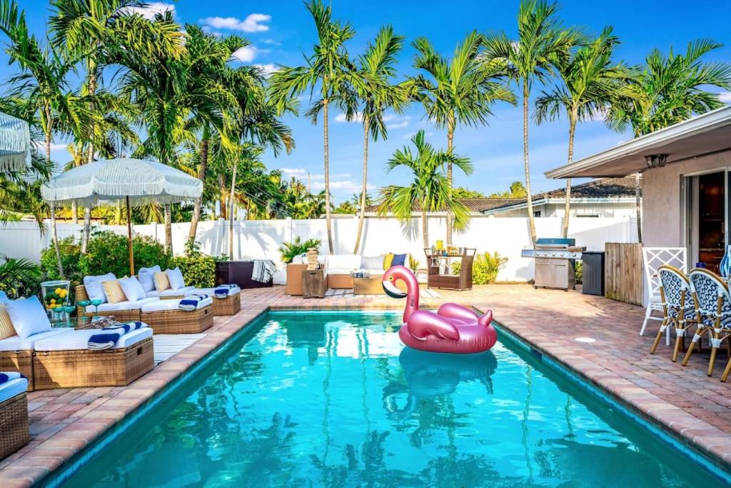 Pompano Pool Paradise, Pompano Beach (updated prices 2025)