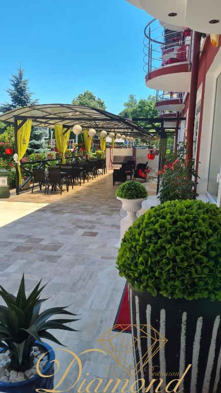 Vila Diamond, Saturn – Prețuri actualizate 2024