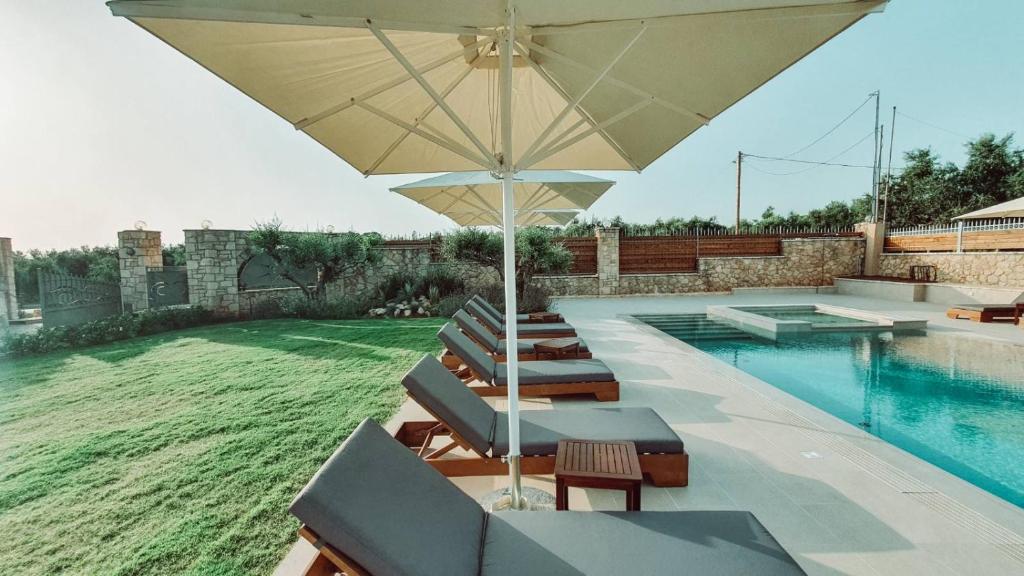Entheon Olive Villas - Poolside Retreats, Marathopolis – Updated 2023 ...