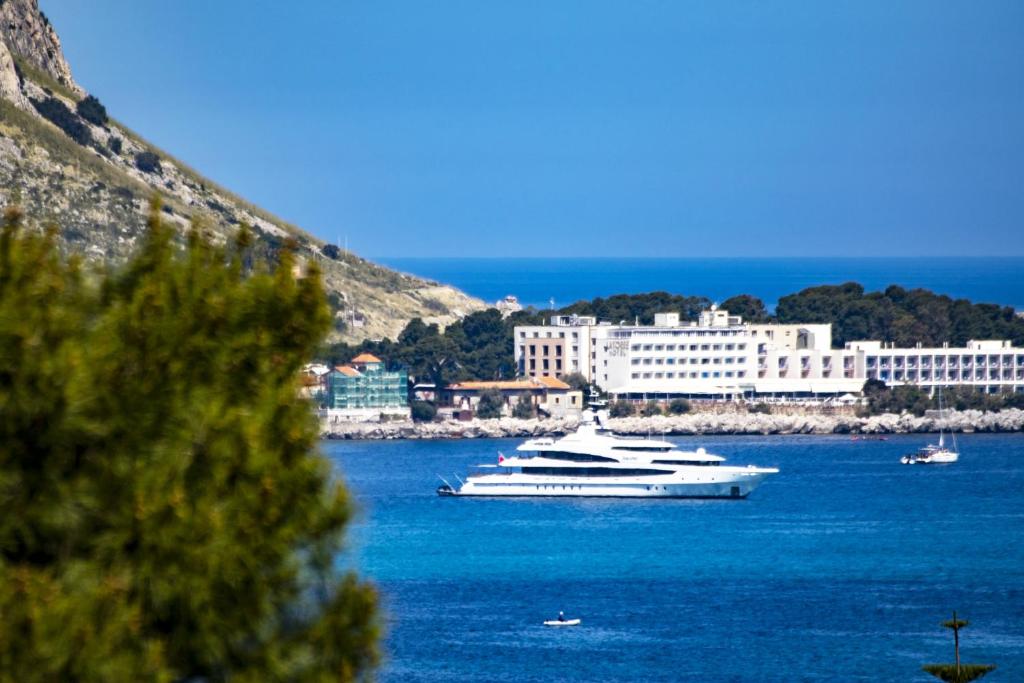 Villa Addaura Mondello con Vista Mare, Palermo (prezzi aggiornati per ...