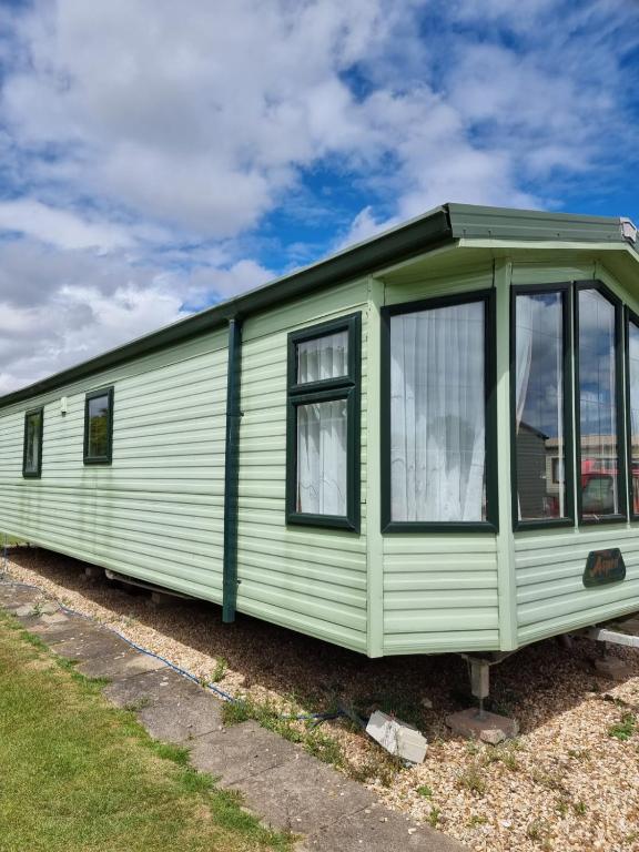 Summerlands, Ingoldmells 8 berth caravan, Skegness (updated prices 2025)
