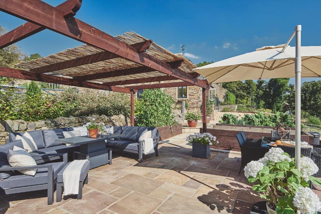 Horseshoe House, Holmesfield (updated prices 2025)