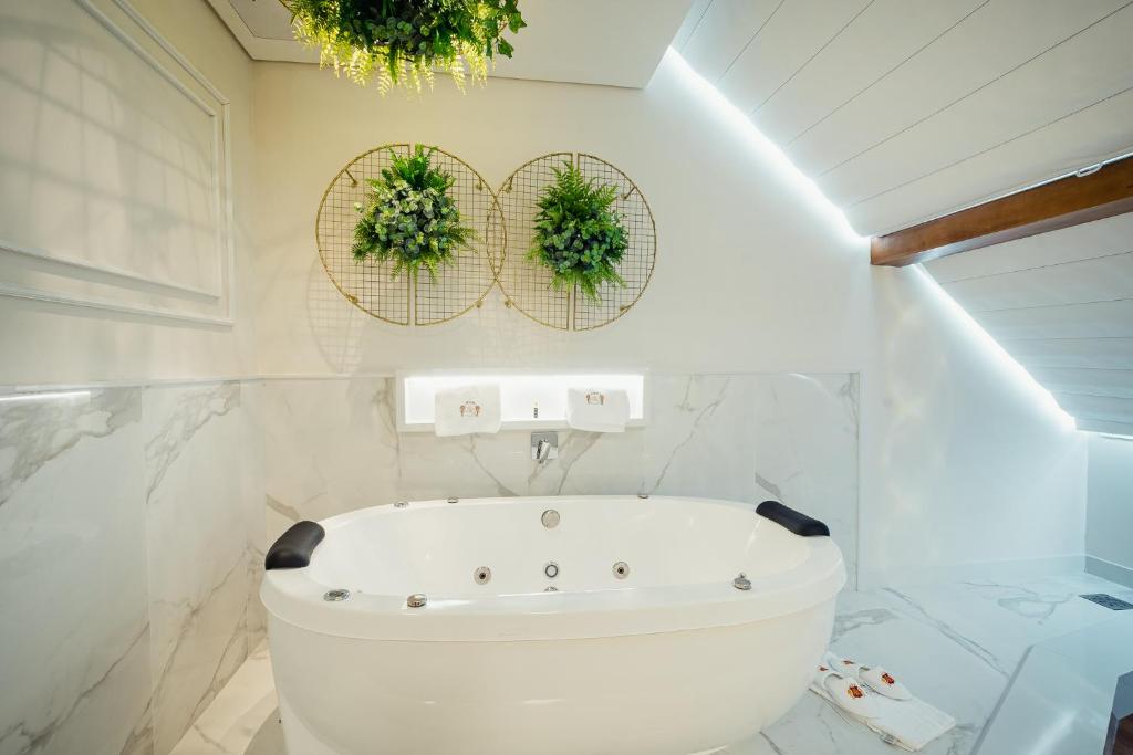 Hotel e Restaurante GIRATÓRIO RF Vision - A melhor vista 360 de Gramado ...