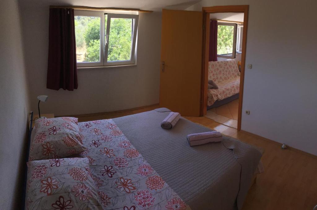 Apartmani Naturalis Island Pašman - olive paradise near sandy beach ...