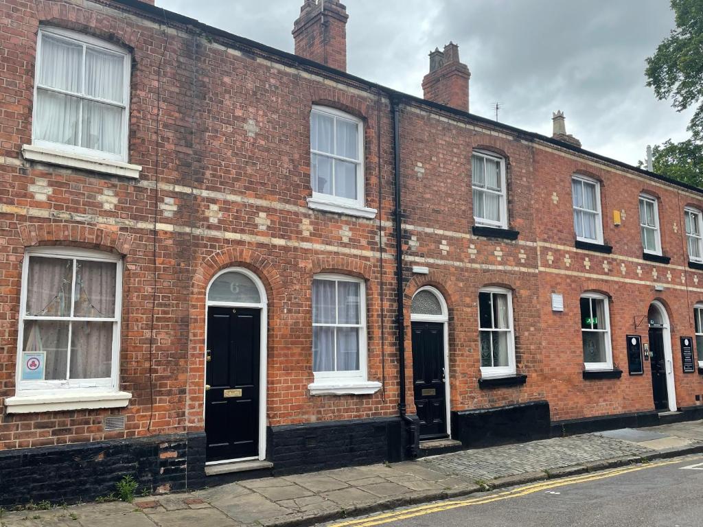 Chester Stays - Lovely 2 bedroom house in the heart of Chester, Chester ...