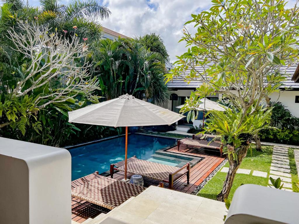 Alegre Villa Aram con 2 alberca y 9 habitaciones, Canggu (precios ...