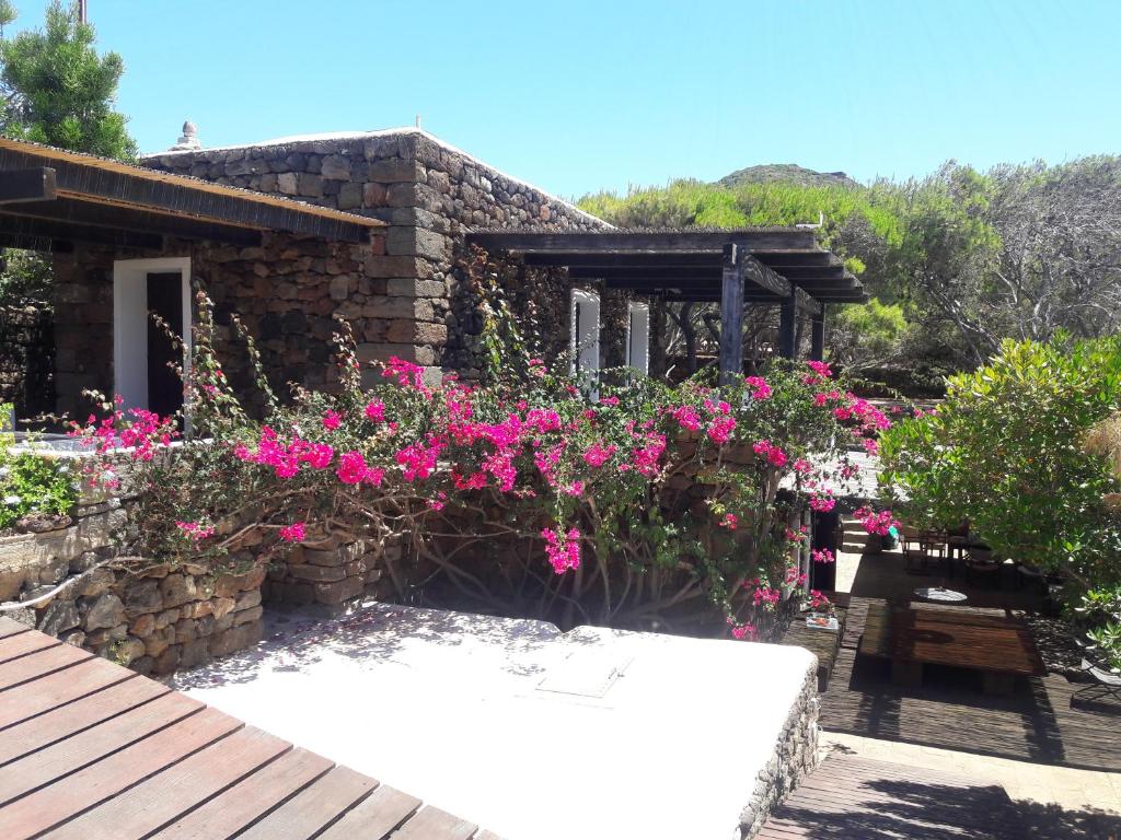 Dammuso Tuffo nel mare, Pantelleria (updated prices 2025)