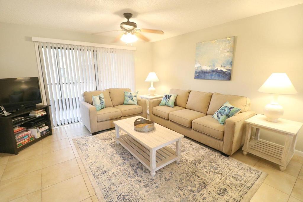 Ocean Village Club J16, St. Augustine (updated prices 2025)