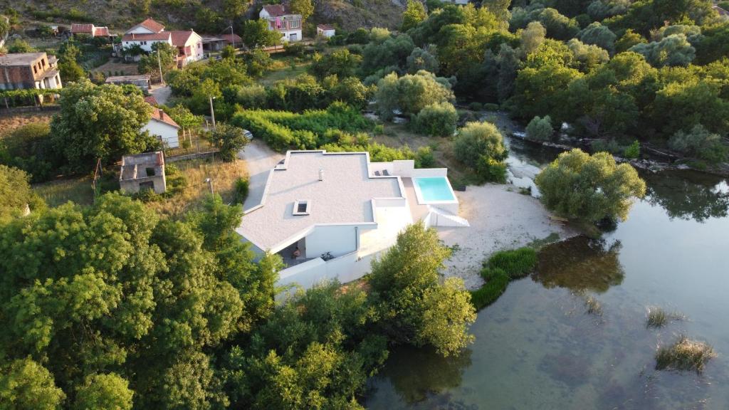 Mostar - Luxury Villa Buna, Buna (updated prices 2025)